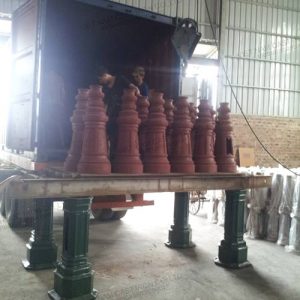 Victorian single lantern Cast iron Lamp post Short Garden Light pole
