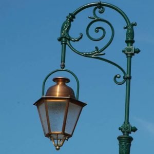 Victorian Urban Lamp post with Curve Arm Argentina Lighting Style