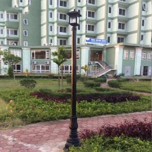 Classic Style Cast Iron Base Decor Patio Outdoor Lamp Post