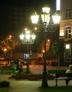 What outdoor lamp post used for? Top 7 lamp post function and utility