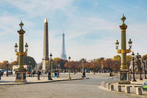 Collection of most impressive Lampposts in Paris street: You will love!